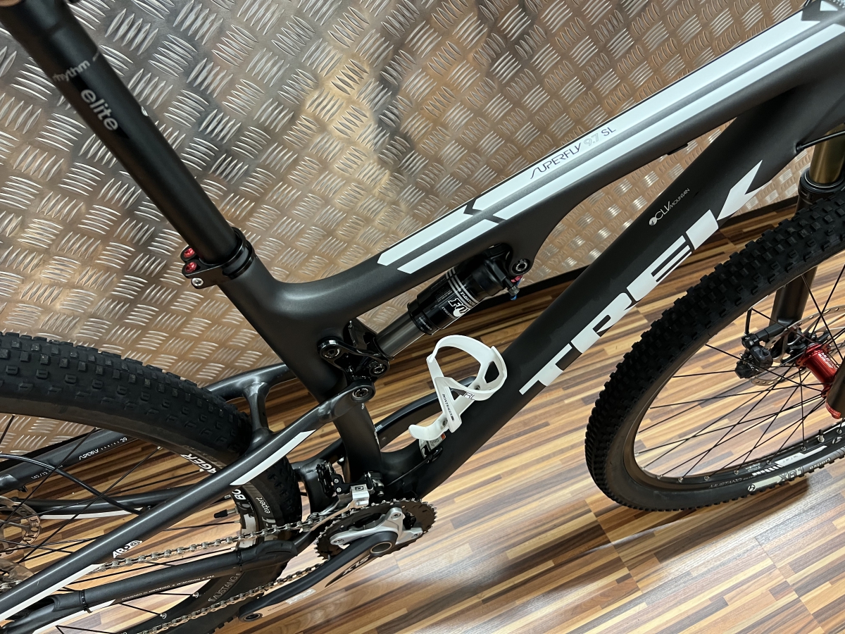 TREK SUPERFLY 9.7 SL 29 Cabone - BIKEWORLD