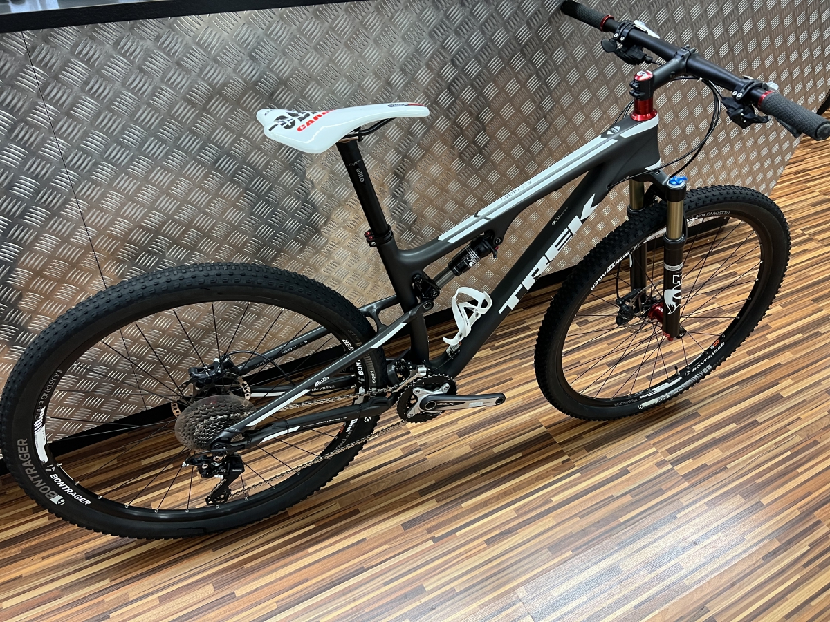 TREK SUPERFLY 9.7 SL 29 Cabone - BIKEWORLD